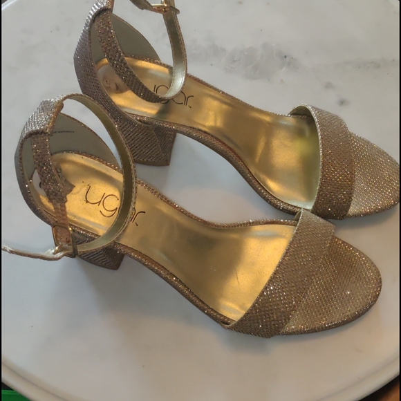 Shoes | Gold Glitter Color Heels | Poshmark